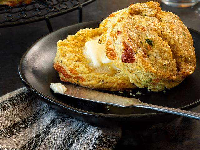 Cracker Barrel Cheddar & Beer Biscuits - Lactalis Culinary