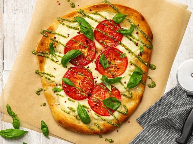 Galbani® Presto Pesto Margherita Pie - Lactalis Culinary